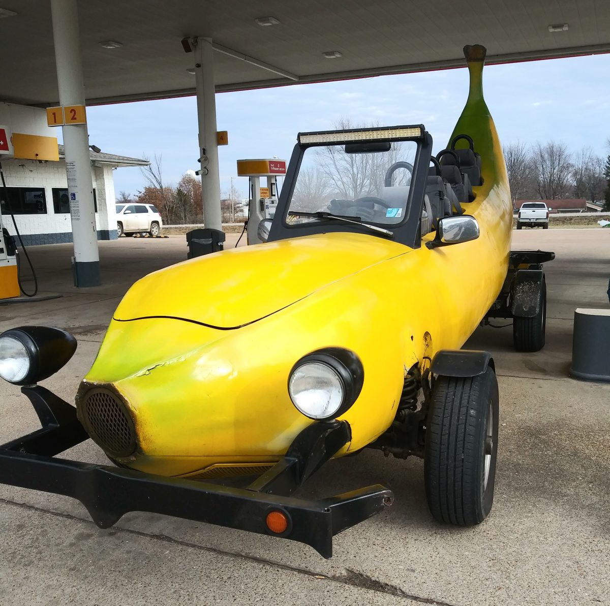 The Big Banana Car – The Licking News