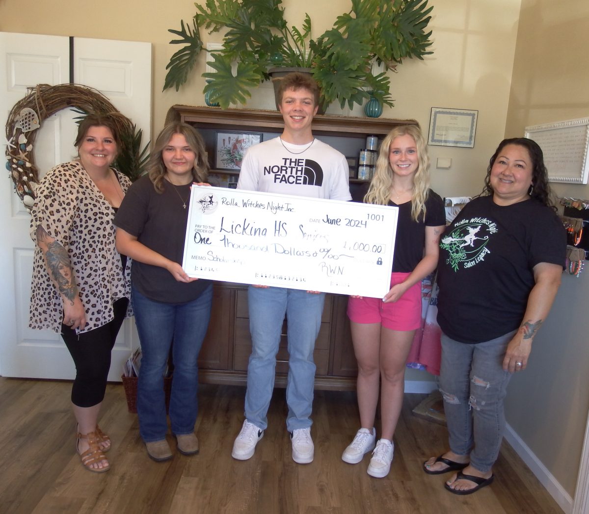 Licking students receive scholarships – The Licking News